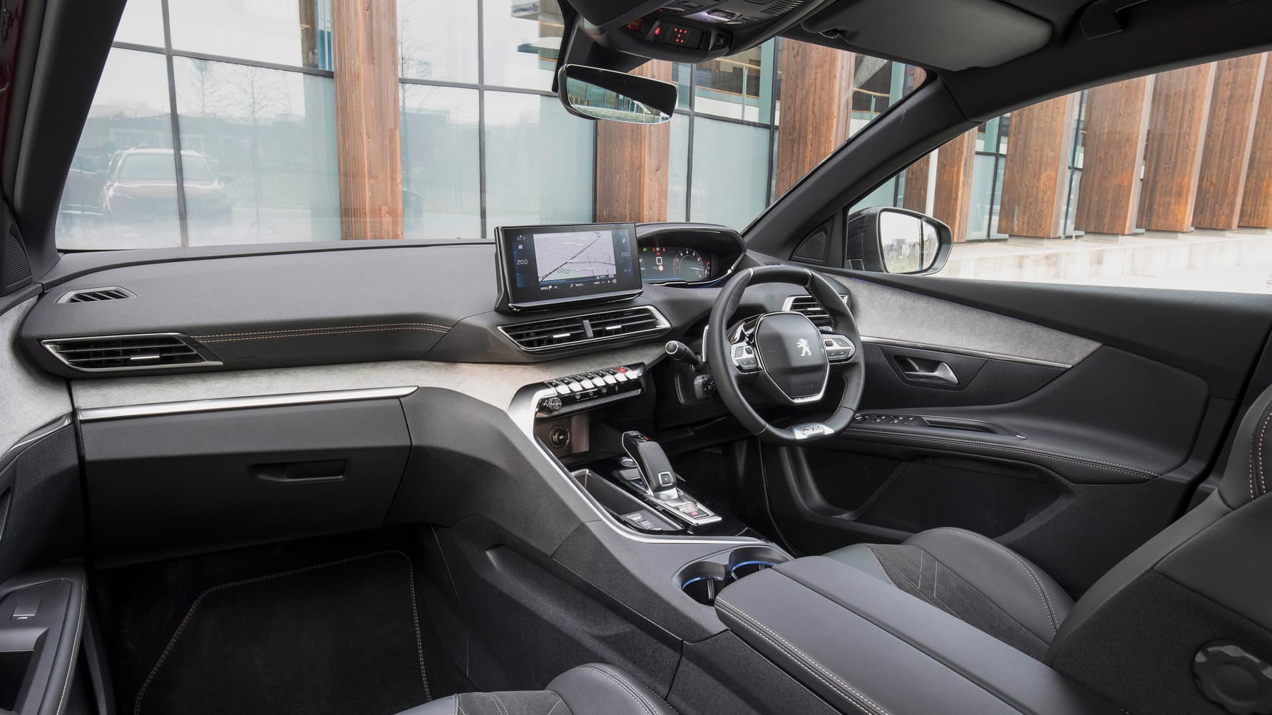 Peugeot 5008 Interior Layout & Technology | Top Gear