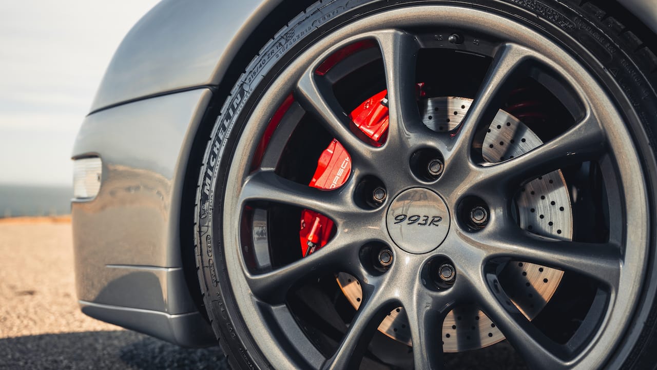 12 amazing details on the Autoart 993R | Top Gear