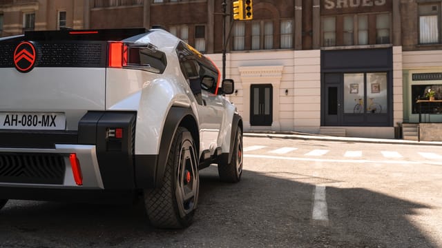 The Citroen Oli is an oddball electric concept we can’t help but love ...