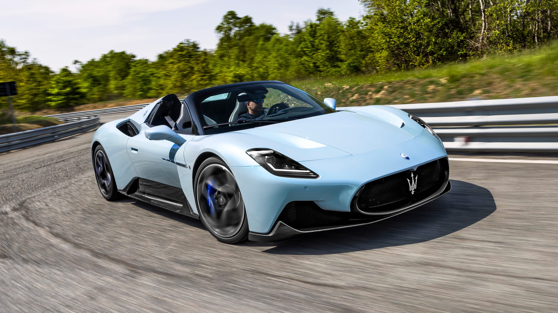 Maserati MC20 Cielo Driving, Engines & Performance | Top Gear