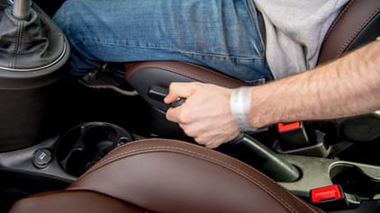 How to do a handbrake turn | Top Gear