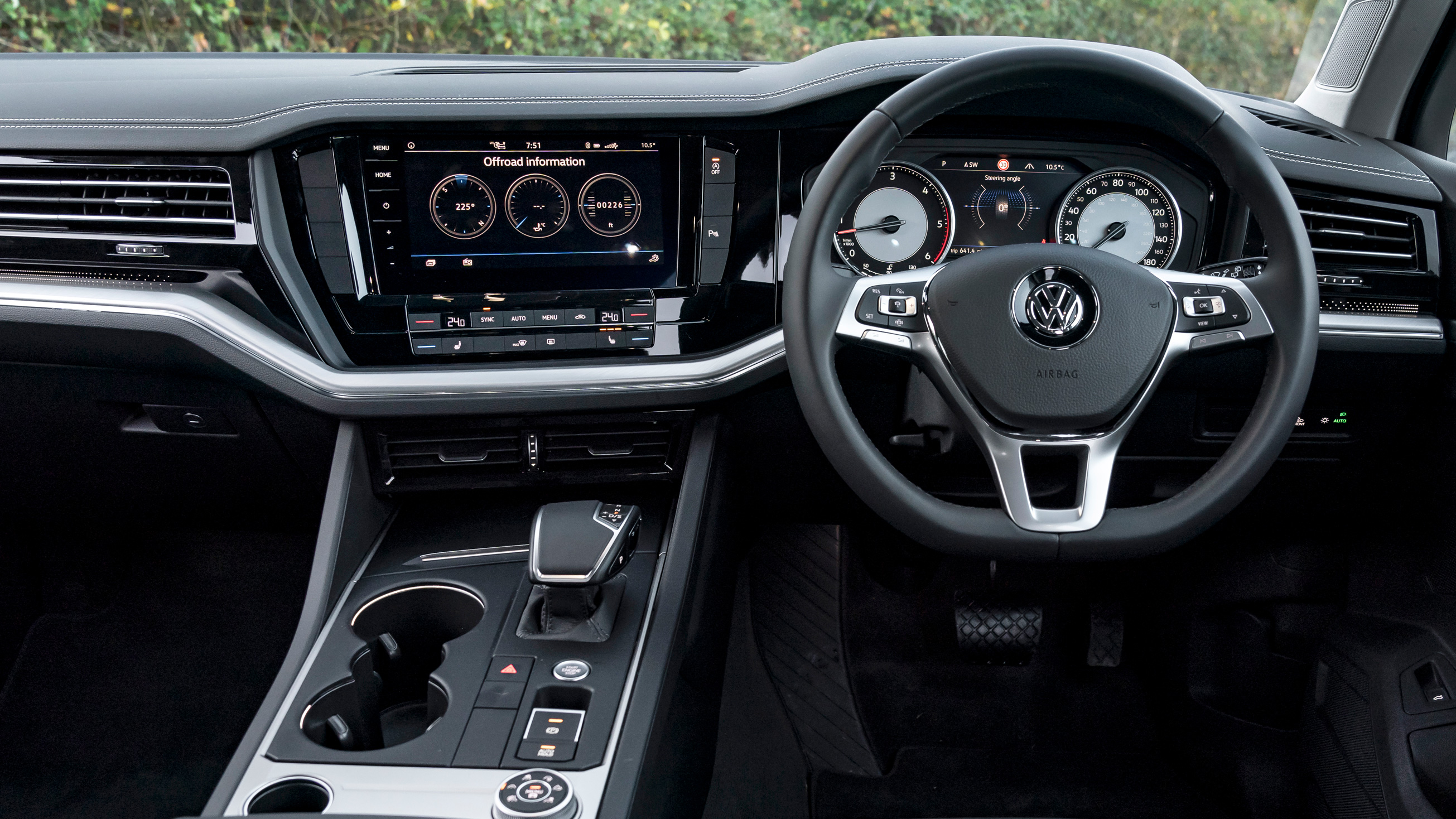 Volkswagen Touareg Interior