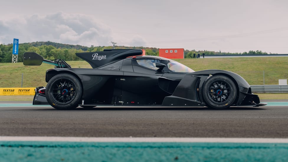 Praga R1 review: the featherweight racer that packs a big punch Reviews ...