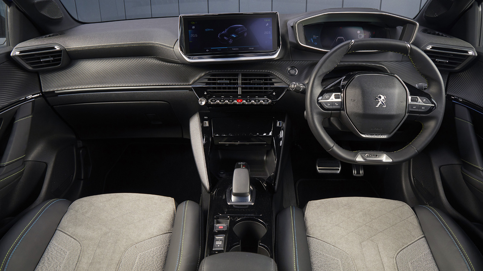 Peugeot e-208 Interior Layout & Technology | Top Gear