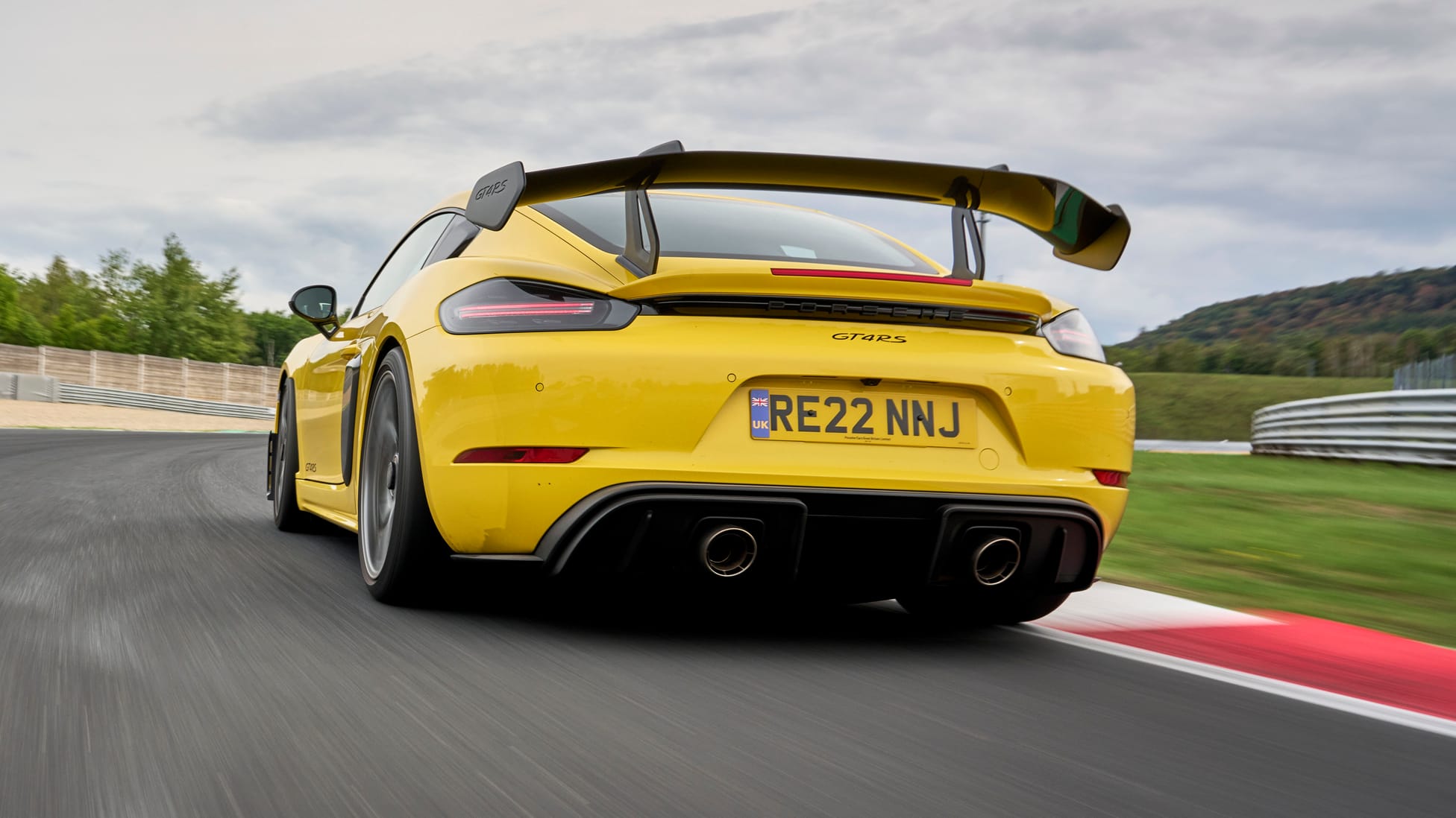 Porsche 718 Cayman GT4 RS quick stats: TG Speed Week 2022 | Top Gear