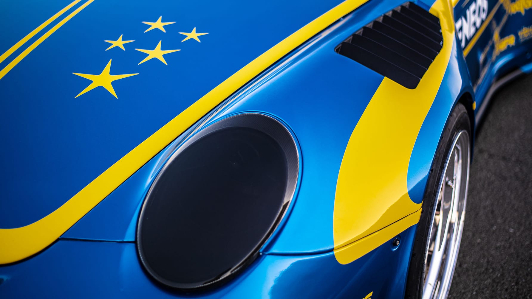 Woah, this is a Porsche 911 GT3 with a 550bhp Subaru boxer engine | Top ...