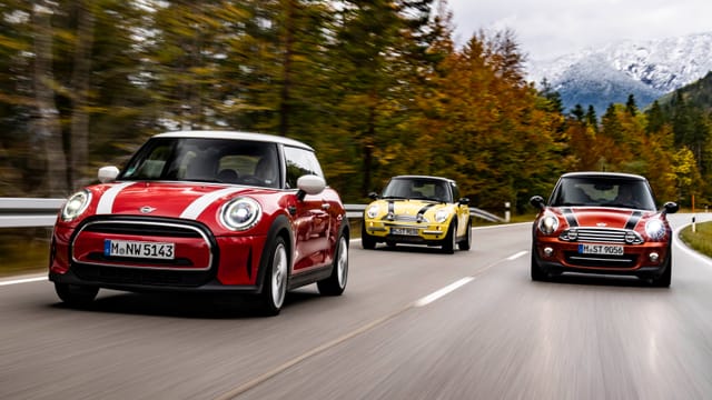 Mini is bringing the manual gearbox back to the USA, and teaching ...