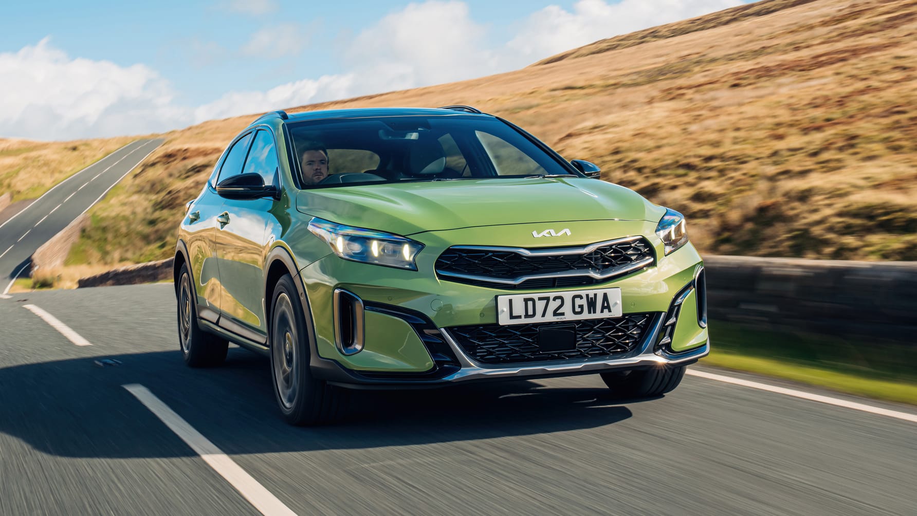 Kia XCeed Review 2025 | Top Gear