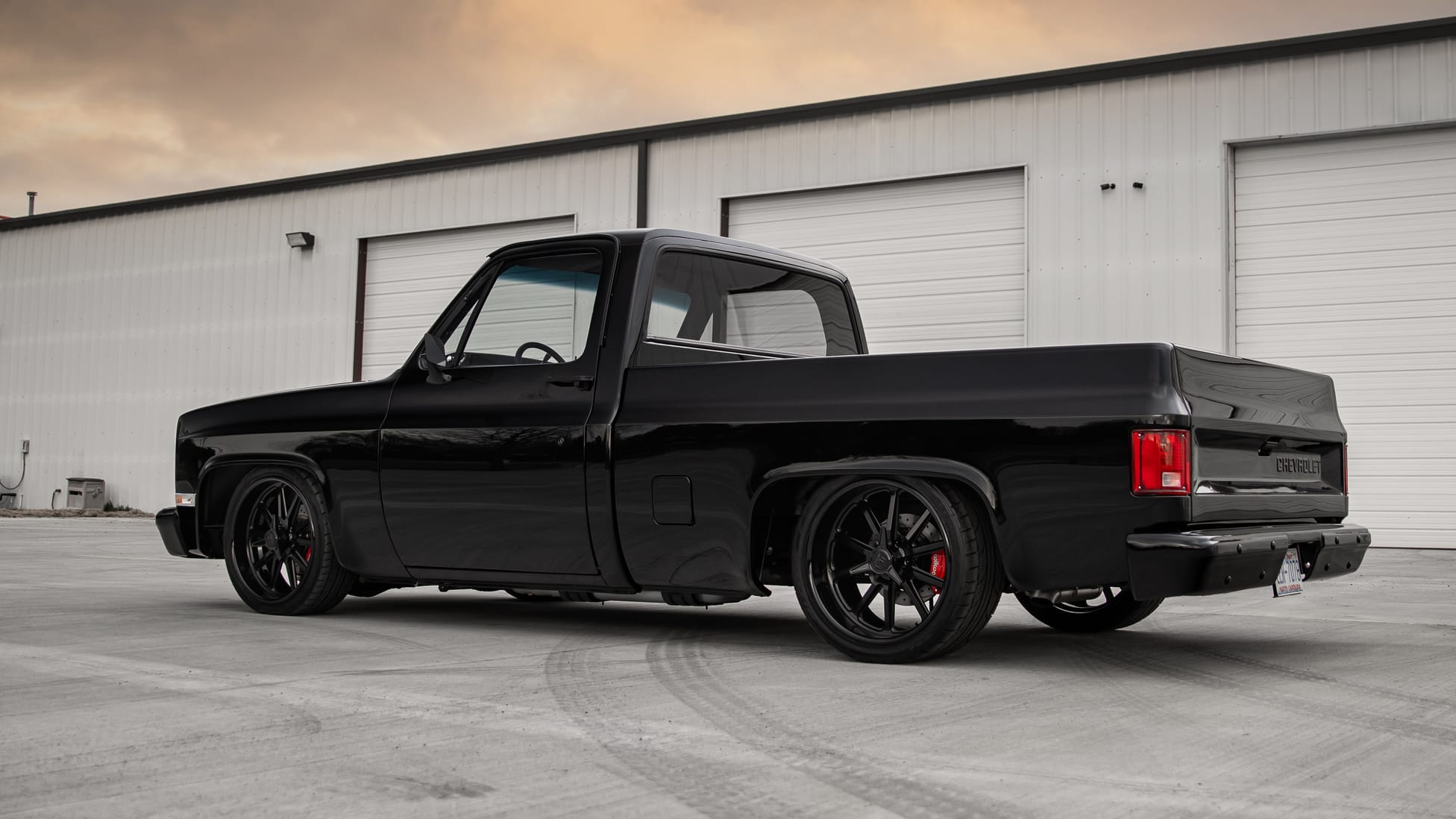 This amazing Chevy C10 pick-up has been restored with a 325bhp V8 | Top ...