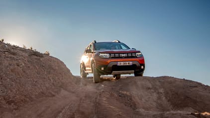 Pic of the day: Dacia’s new tripod-spec Duster in the desert | Top Gear