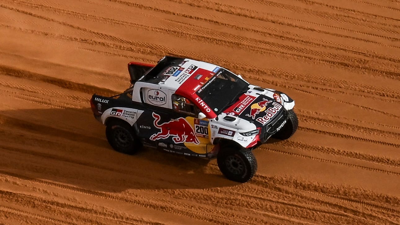 Your eight-step guide to drive and survive as a desert racer | Top Gear