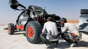 Your eight-step guide to drive and survive as a desert racer | Top Gear