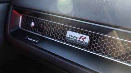 Honda Civic Type R Interior Layout & Technology | Top Gear