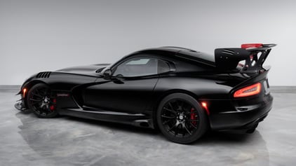 One of the last Dodge Vipers ever is up for sale | Top Gear