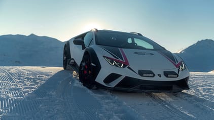 Here are new pics of the 600bhp off-road Lambo Sterrato playing in a ...