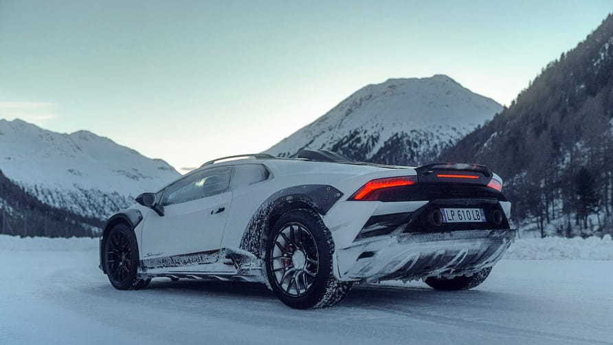 Here are new pics of the 600bhp off-road Lambo Sterrato playing in a ...