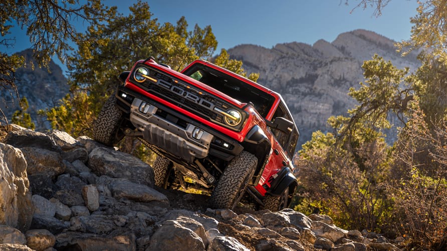 Bronco Raptor buyers in the US now get a free day of Baja dune-bashing ...
