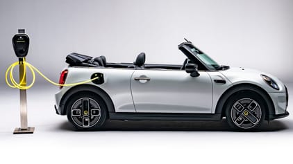 The new Mini Electric Convertible is a £52k limited edition soft-top EV ...