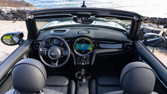 The new Mini Electric Convertible is a £52k limited edition soft-top EV ...