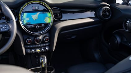 The new Mini Electric Convertible is a £52k limited edition soft-top EV ...