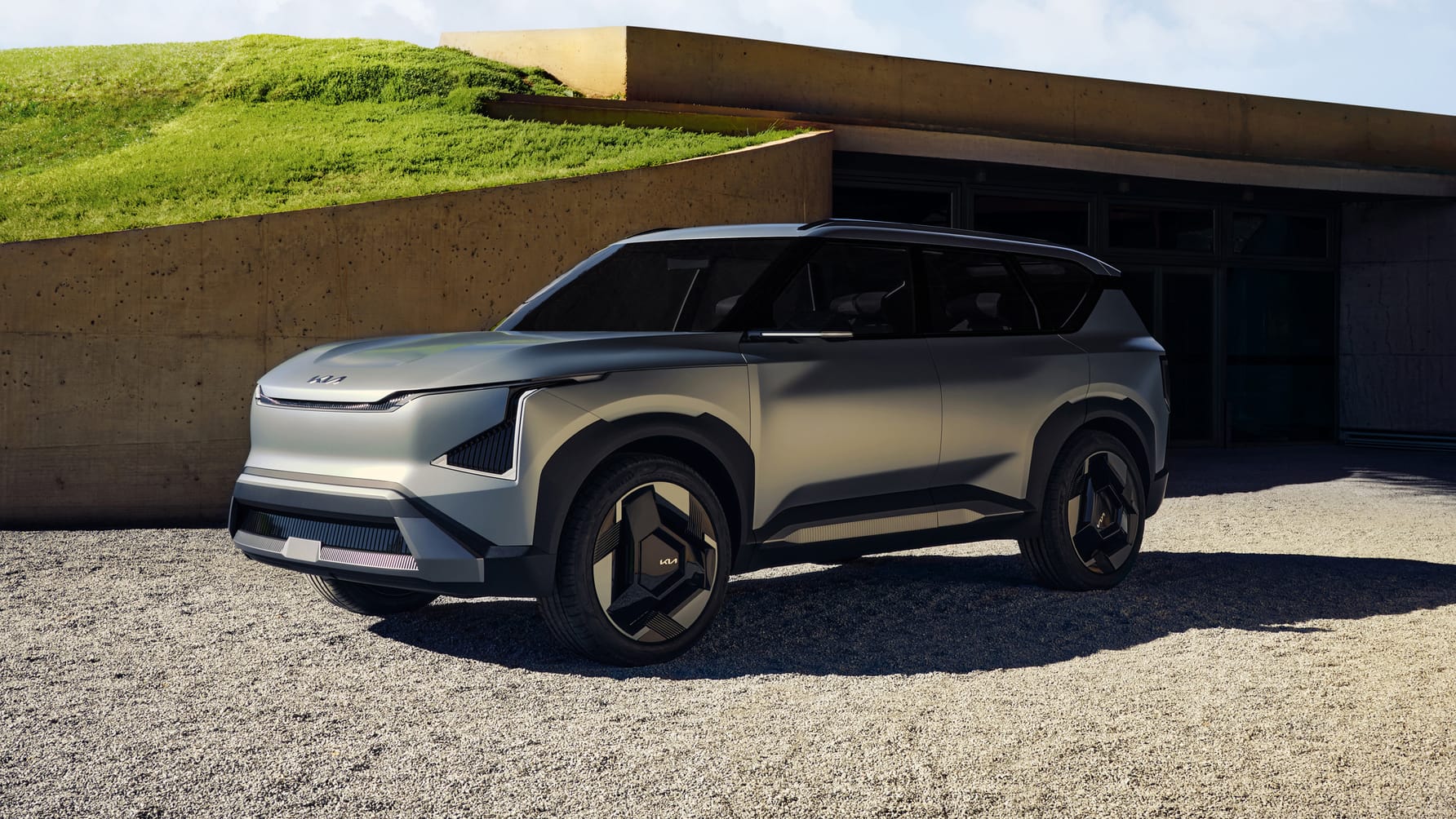 Enjoy the view with the Kia EV5 Concept’s swivel seats | Top Gear