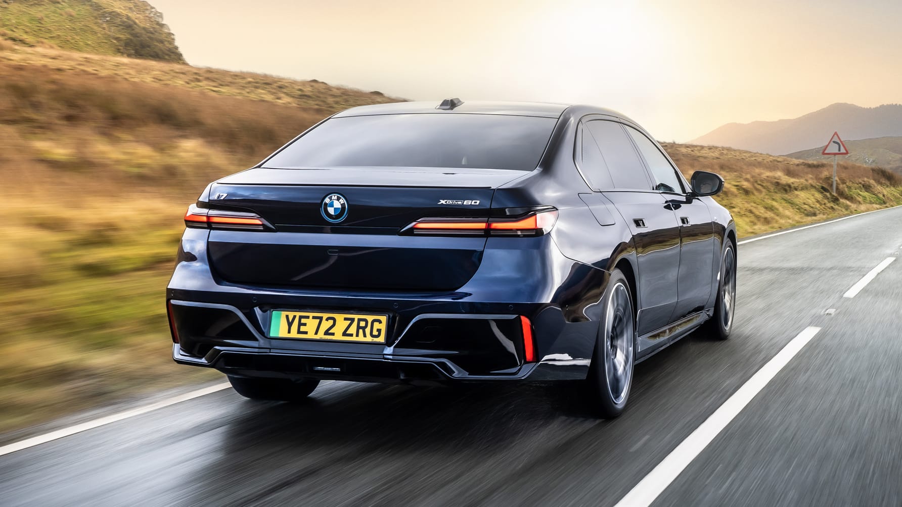 BMW i7 review: how does a cinema on wheels cope with UK roads? Reviews ...
