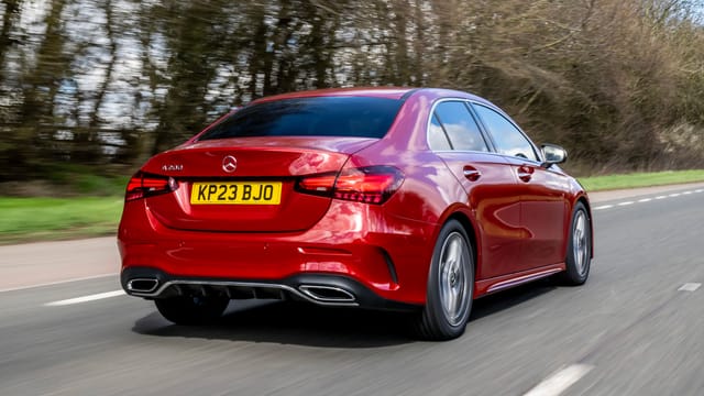 Mercedes-Benz A-Class Interior Layout & Technology | Top Gear