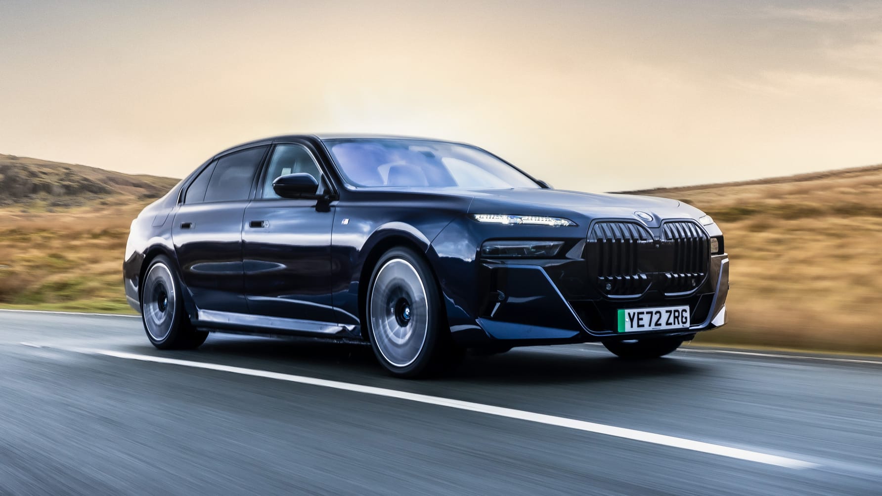 BMW i7 review: how does a cinema on wheels cope with UK roads? Reviews ...