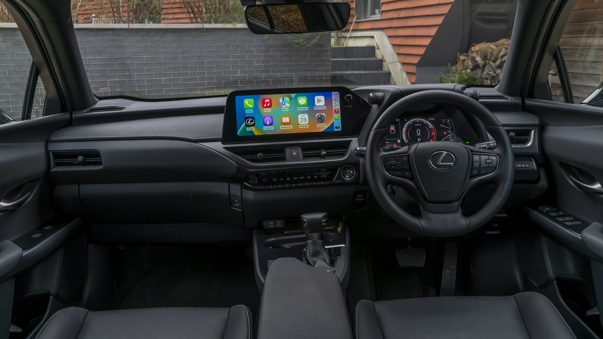 Lexus UX Driving, Engines & Performance | Top Gear