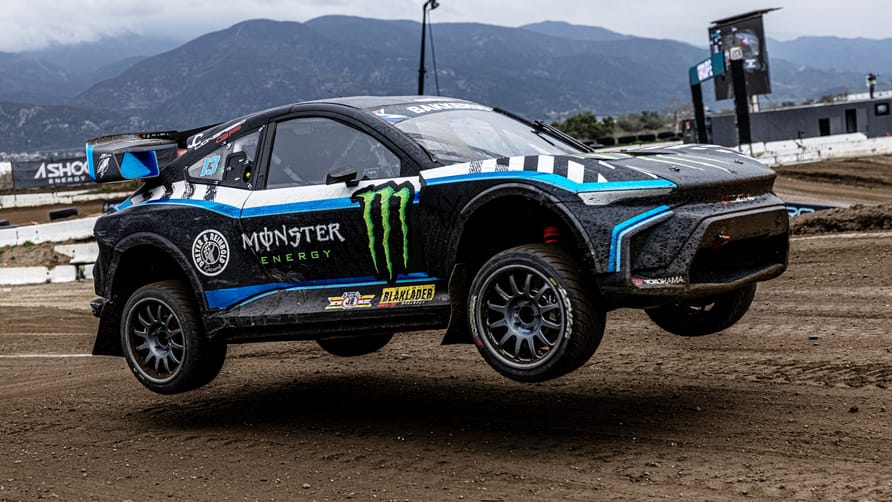 Faster than a Formula One car: ride onboard the 1,000bhp Nitro RX FC1-X ...