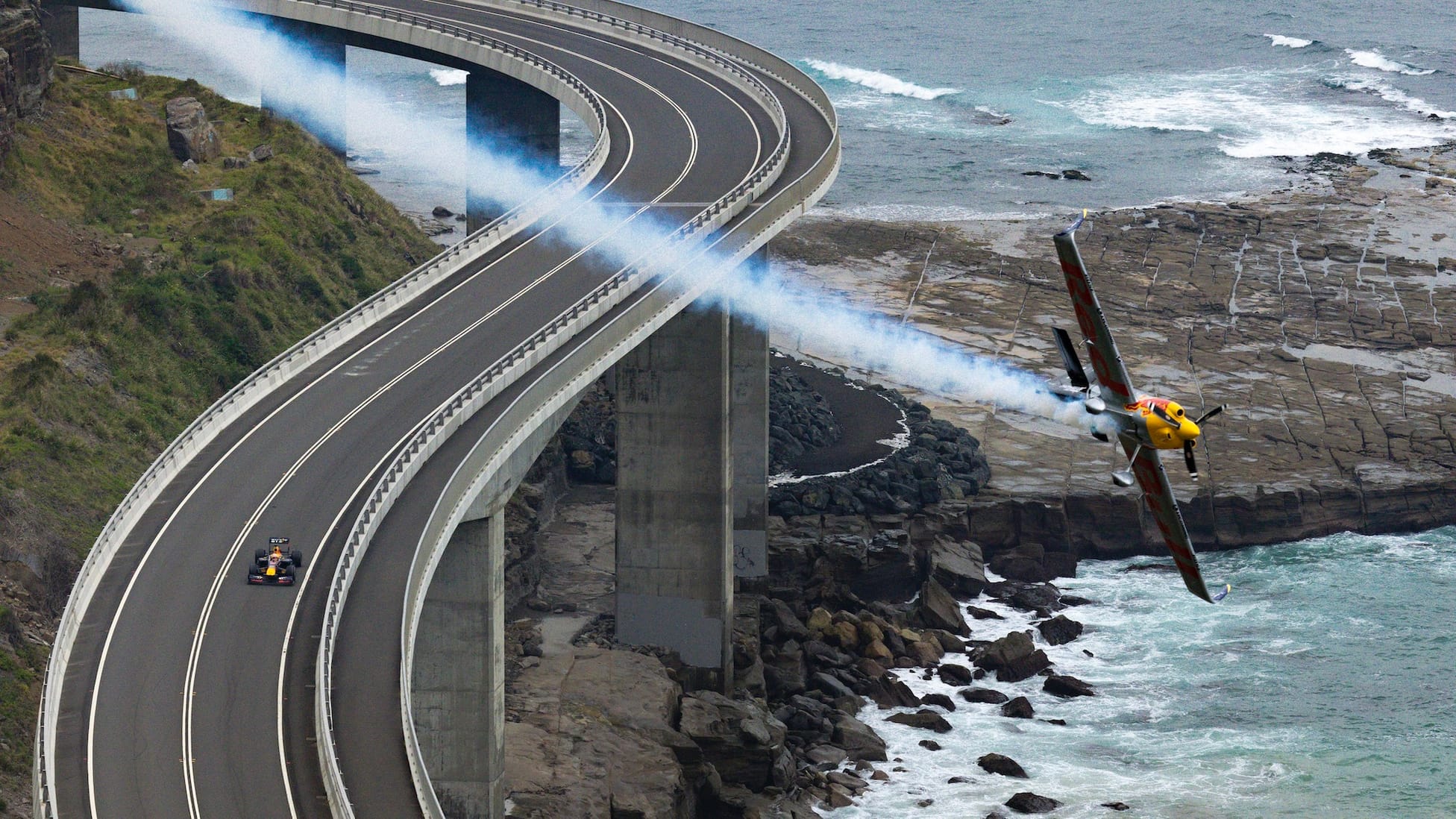 Want to see Daniel Ricciardo slide an F1 car around Australia? | Top Gear