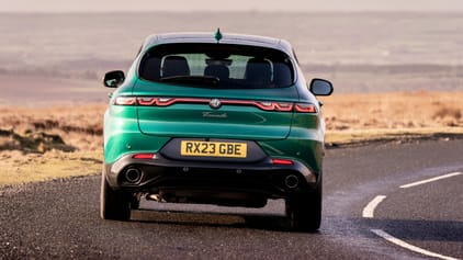 Alfa Romeo Tonale Review 2025 | Top Gear