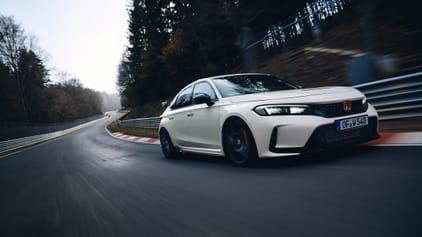 Watch the Honda Civic Type R rip a new Nurburgring lap record | Top Gear