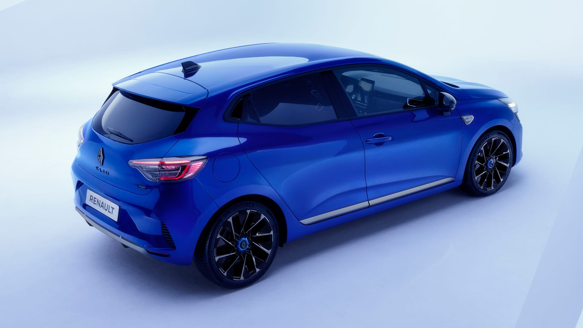 The new Renault Clio is now a 145bhp hybrid supermini | Top Gear