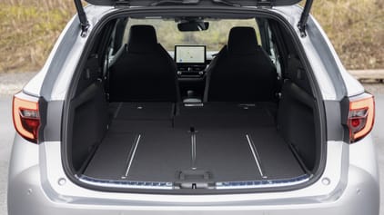 Toyota Corolla Touring Sports Interior Layout & Technology | Top Gear