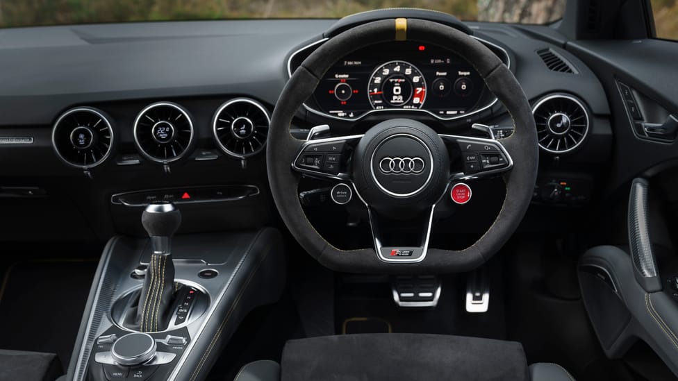 Audi TT Coupe Interior Layout & Technology | Top Gear