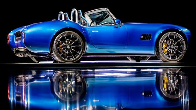 The all-new carbon-bodied, V8-engined AC Cobra GT Roadster has arrived ...