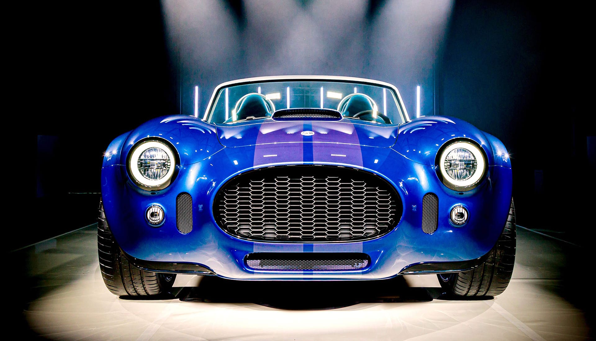 The all-new carbon-bodied, V8-engined AC Cobra GT Roadster has arrived ...