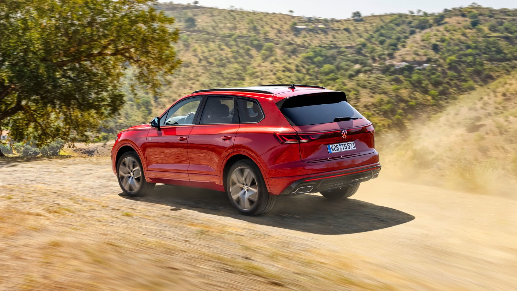 The facelifted third-gen Volkswagen Touareg is here with fancy lights ...