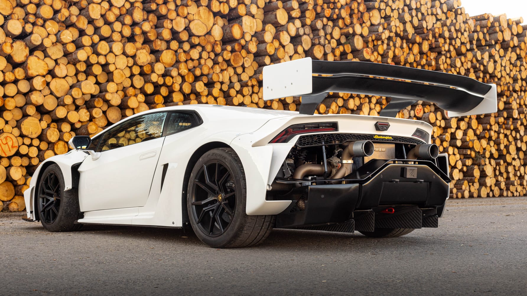 The Zyrus LP1200 Strada is a fully road-legal twin-turbo 1,200bhp ...