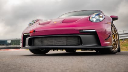 Owners of US 911 GT3s can now upgrade to the Manthey Racing kit for ...