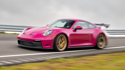 Owners of US 911 GT3s can now upgrade to the Manthey Racing kit for ...