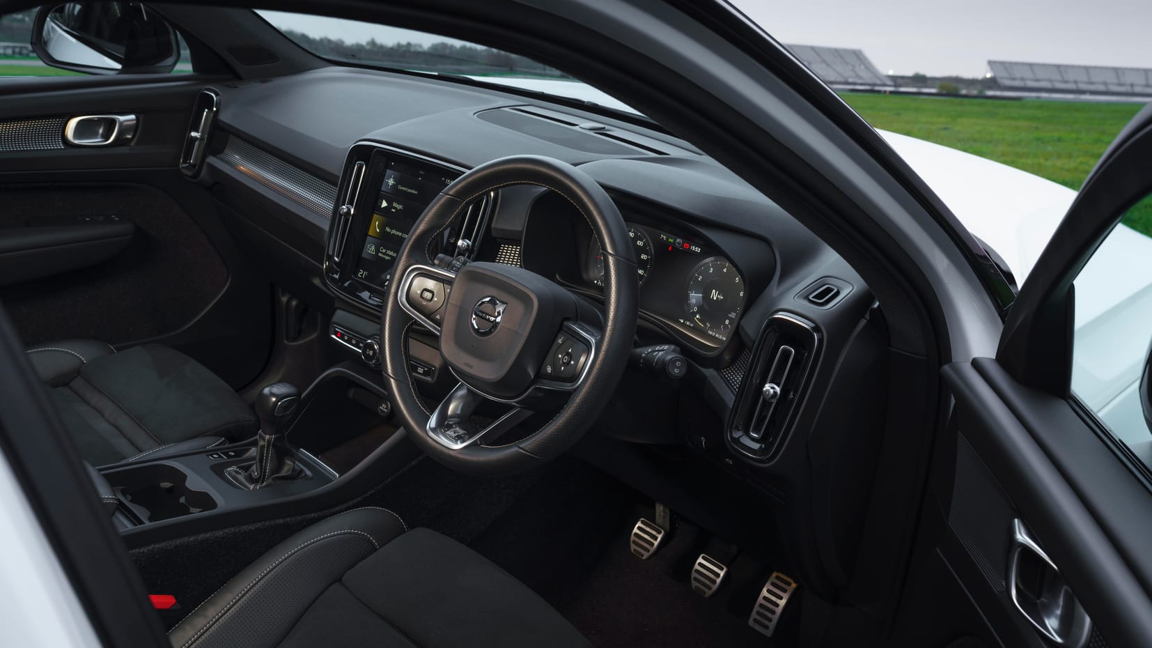 Rock’n’roll: here’s how a regular used car becomes a cinch star | Top Gear