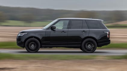 Range Rover L405 review: eschews sportiness for outright luxury Reviews ...