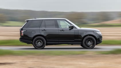 Range Rover L405 review: eschews sportiness for outright luxury Reviews ...