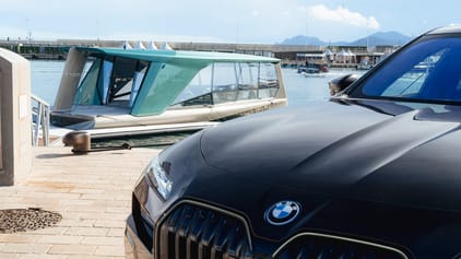 BMW has built a posh electric boat called 'The Icon' | Top Gear