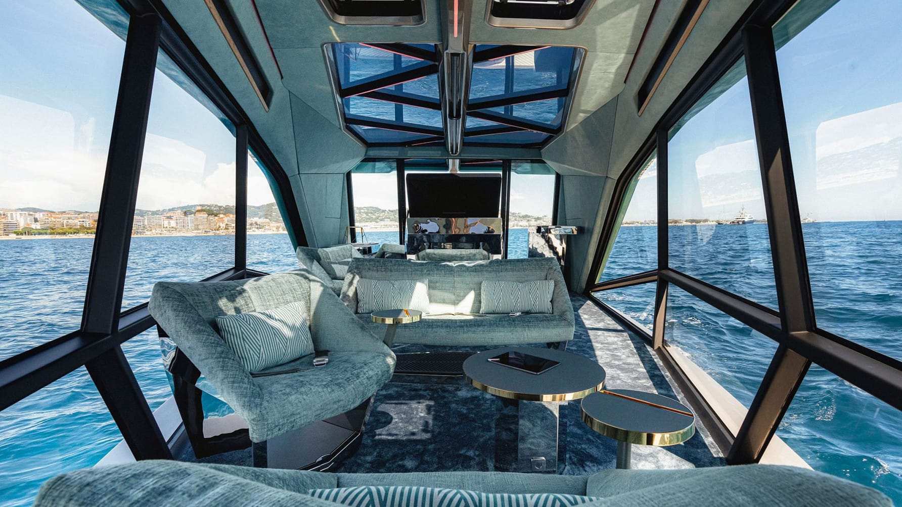 BMW has built a posh electric boat called 'The Icon' | Top Gear