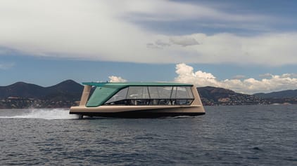 BMW has built a posh electric boat called 'The Icon' | Top Gear