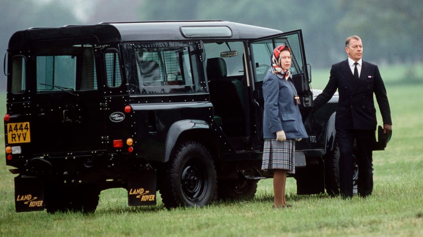 These are ten of the best royal cars from around the globe | Top Gear