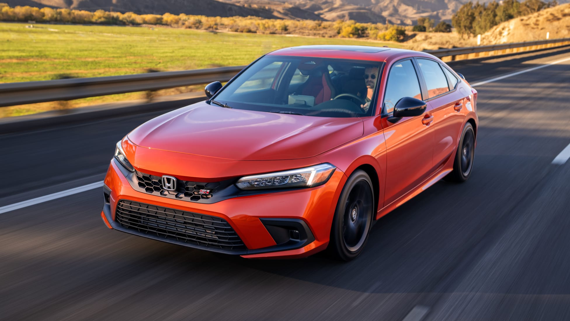 Honda Civic (USA) Interior Layout & Technology | Top Gear